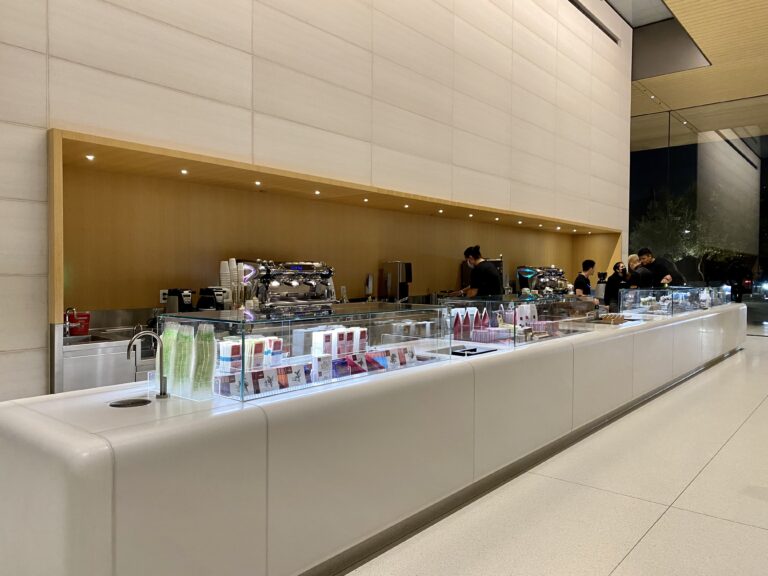 【アメリカアップル本社】誰でも見学可能！アップルパークビジターセンターで社会科見学 - Chiposa's Blog